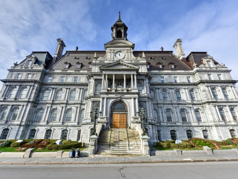 Les cols blancs de Montréal bénéficieront d’horaires flexibles | Avantages